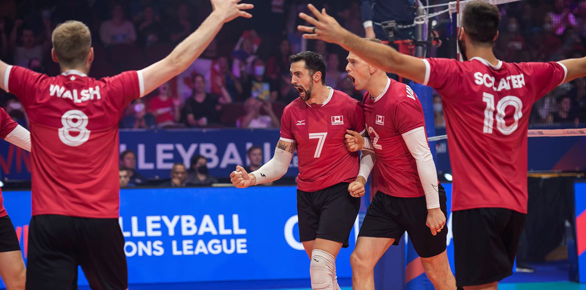 Canada's men's team earns first VNL win | Volleyball Canada