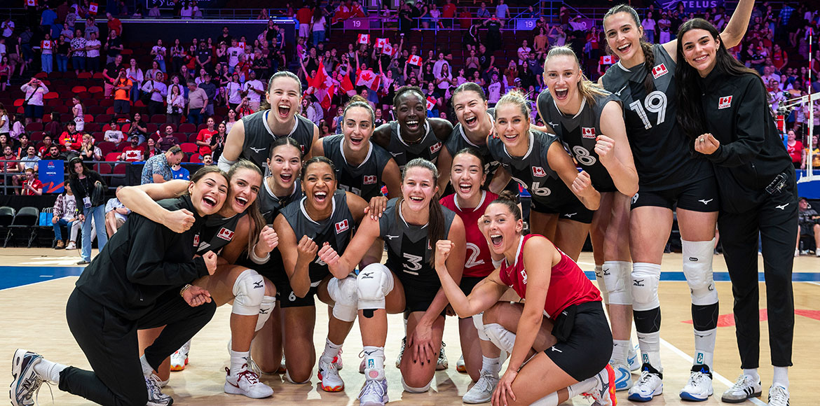Canada ends on a high note with win over Serbia | Volleyball Canada