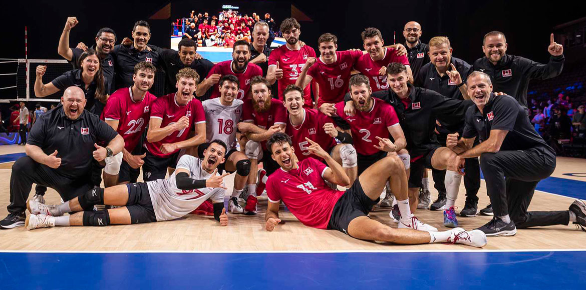 Canada ends VNL Chicago with a 3-0 win | Volleyball Canada